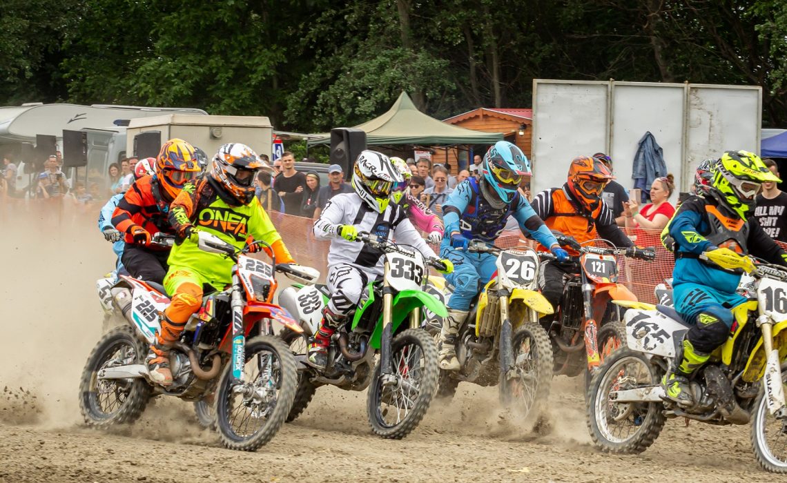Vérre menő küzdelmek és „manók” a motoron - Motocross Országos ...
